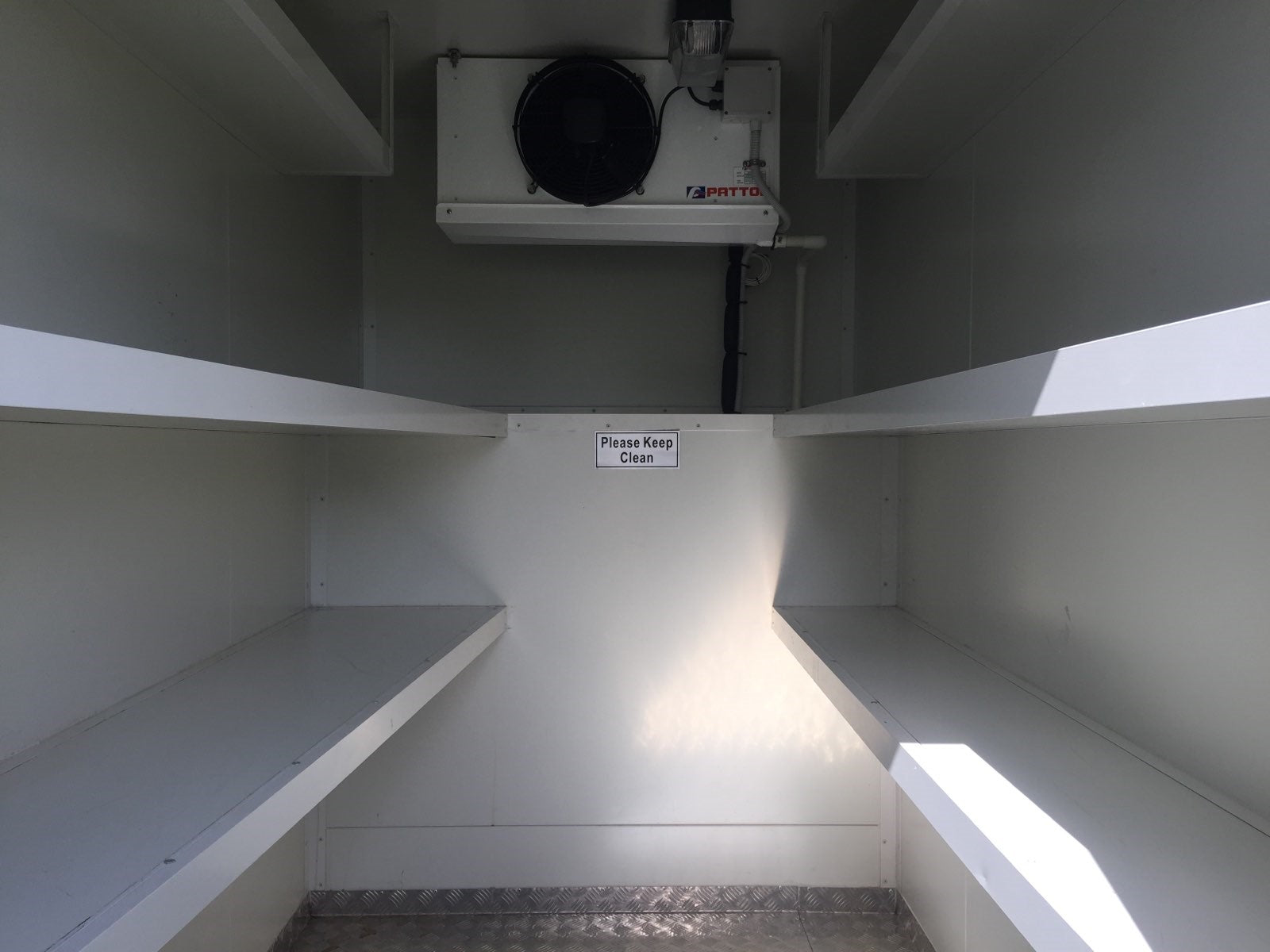 Large Chiller Trailer (Double Axle) – Chiller King